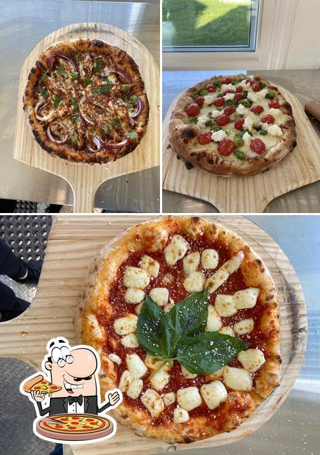 Ryan's Famous Pizza in Schodack Center - Restaurant menu and reviews