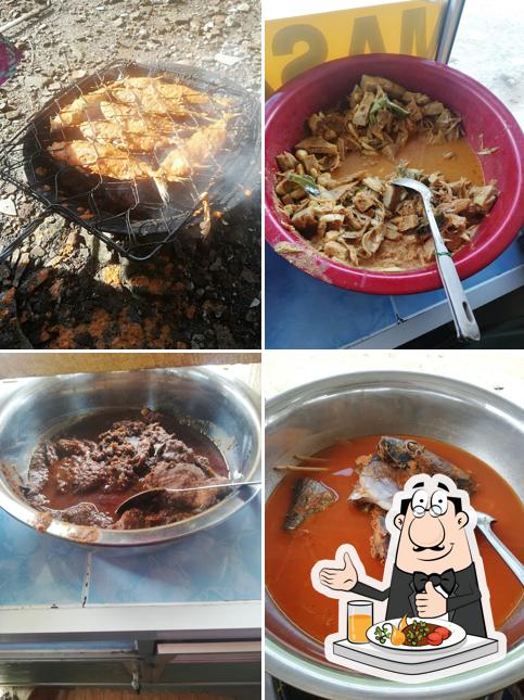 RM PONDOK BAMBU(MASAKAN PADANG), PELABUHAN CANTI restaurant, Indonesia