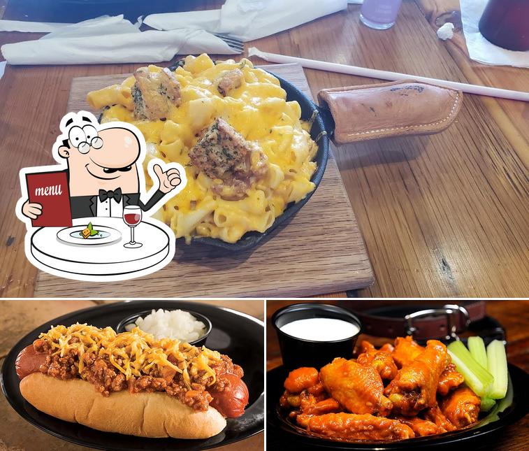 Double Dogs in Gallatin - Restaurant menu and reviews