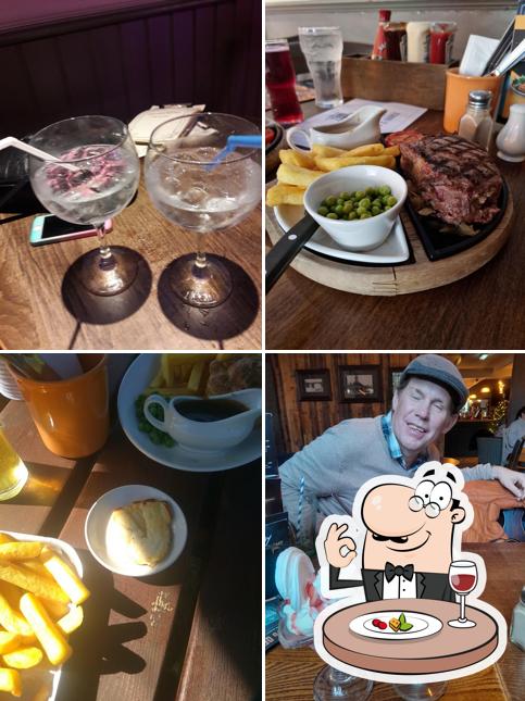 The Roundel, Stockton-on-Tees - Restaurant menu, prices and reviews