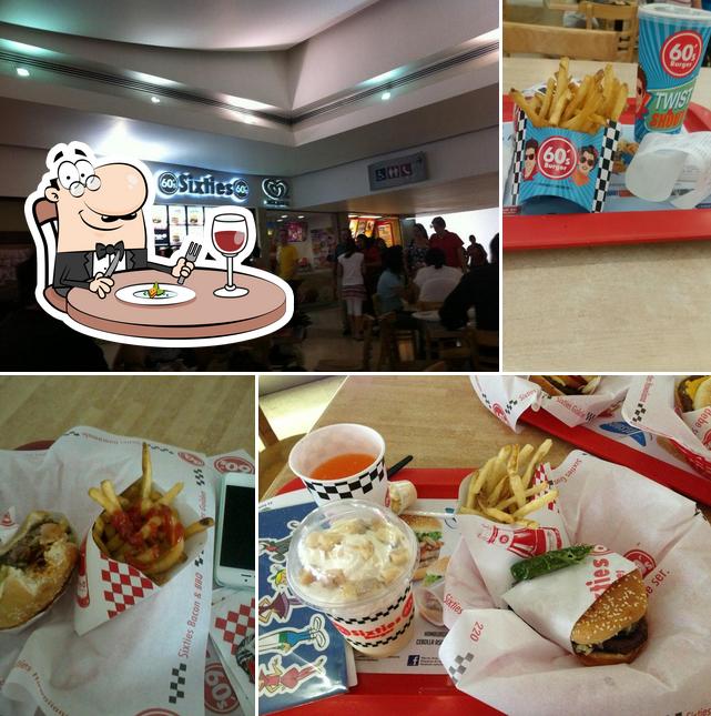 Sixties Burger, Mexico City, _-Av. Universidad 1000 Local E94 ...