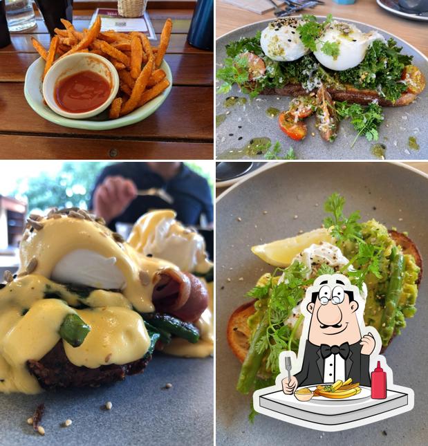 Messy Hen in Marcoola - Restaurant reviews