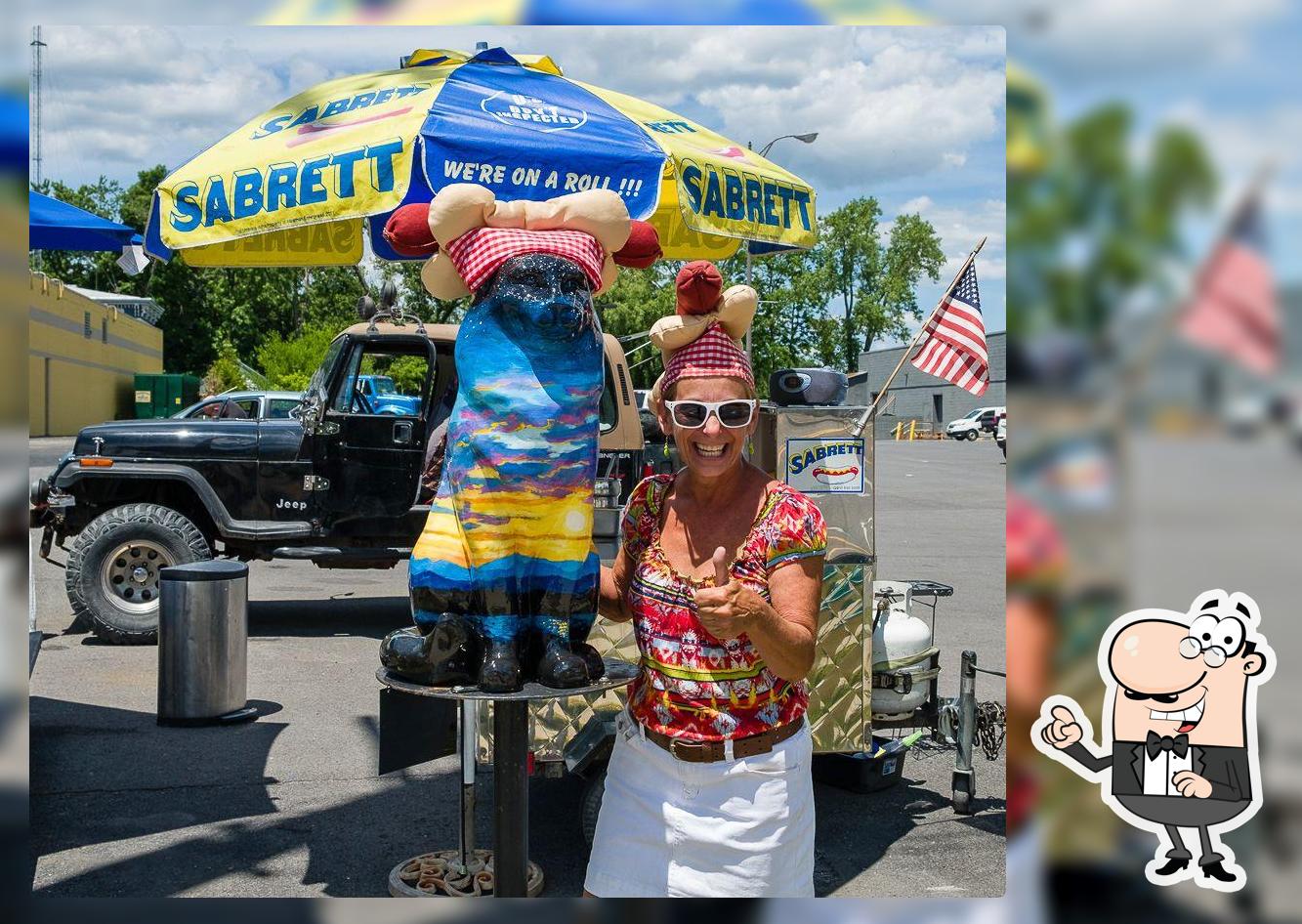 Hot Dog Lady Hot Dog Cart - Sabretts in Catskill - Restaurant reviews