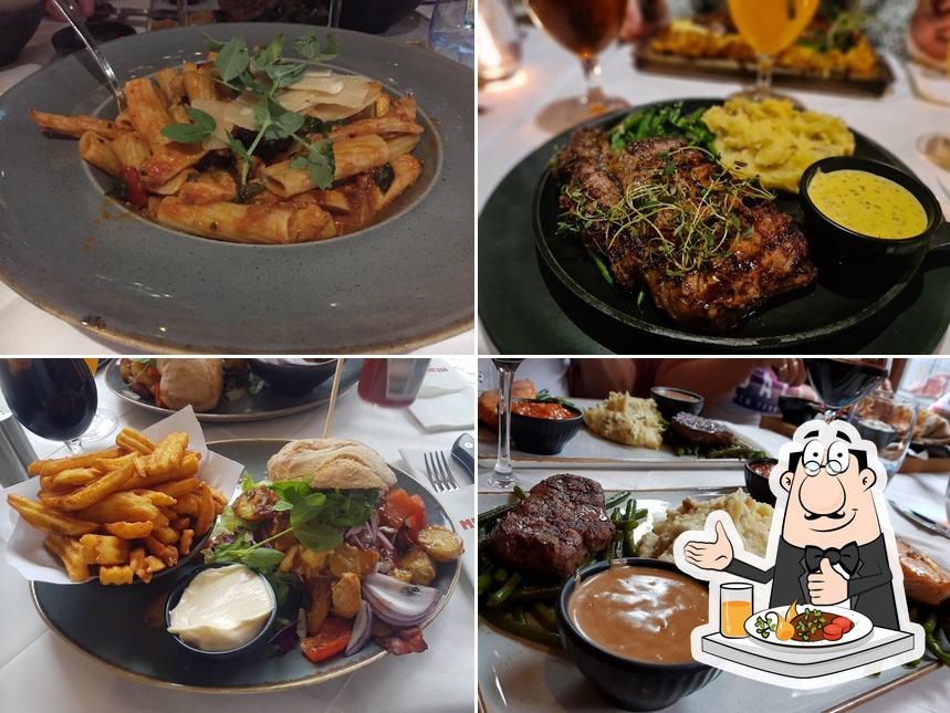 Cafe Vivaldi, Copenhagen, Amagerbro - Restaurant menu, prices and reviews