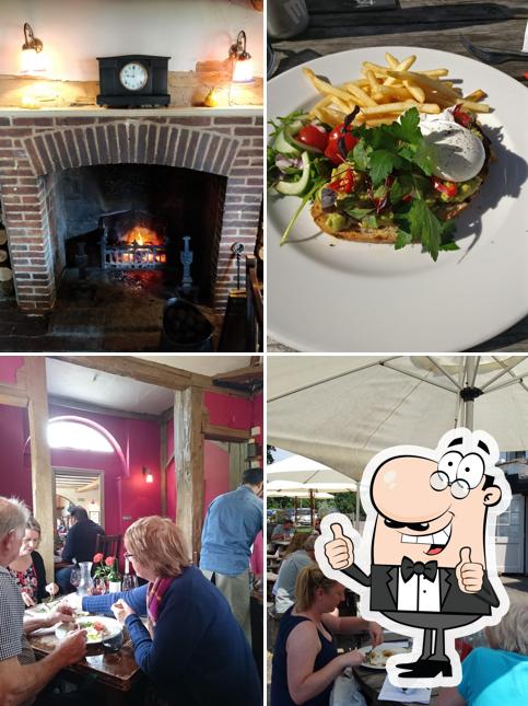 Botley Hill Farmhouse in Warlingham - Restaurant menu and reviews