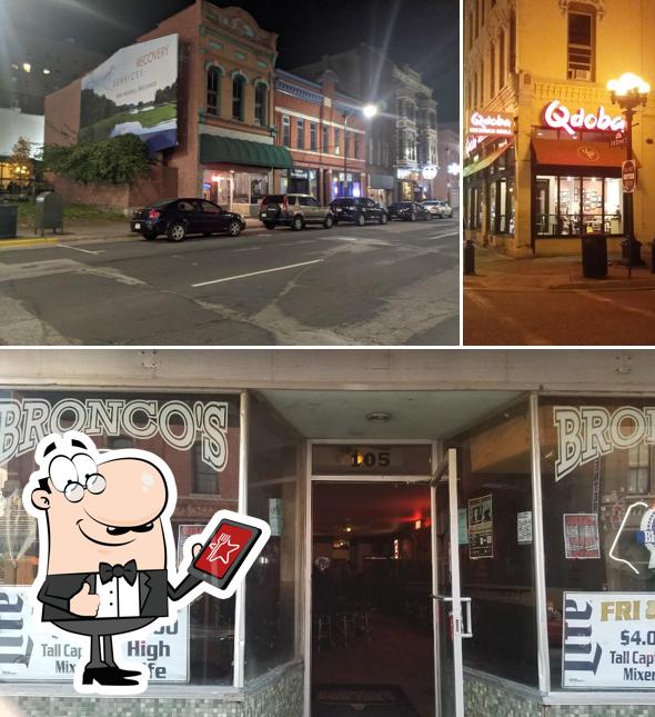 Bronco's, La Crosse - Restaurant menu, prices and reviews