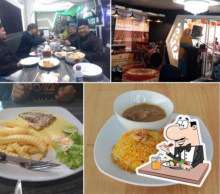 Resto Mie Mamak & Roti Canai , GH Corner Padang, Padang - Restaurant ...