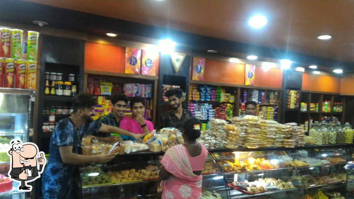 Central Bakery, Kochi, Vazhakkala Junction - Restaurant menu and reviews