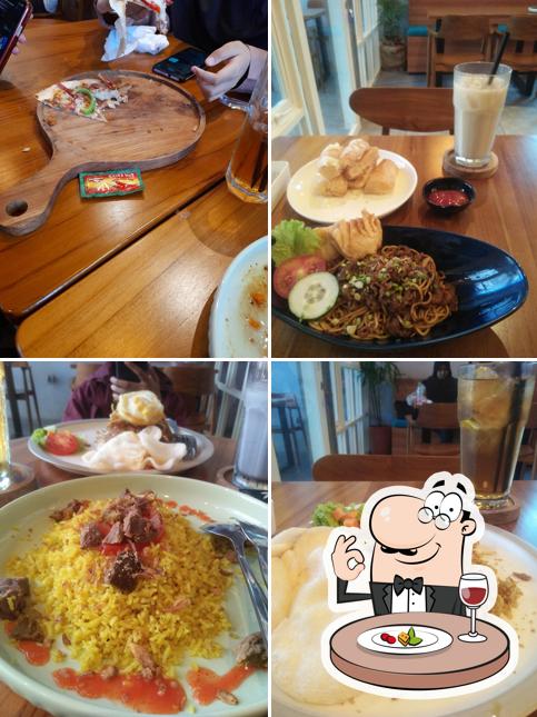 FAS Cafe, Surabaya - Restaurant menu and reviews