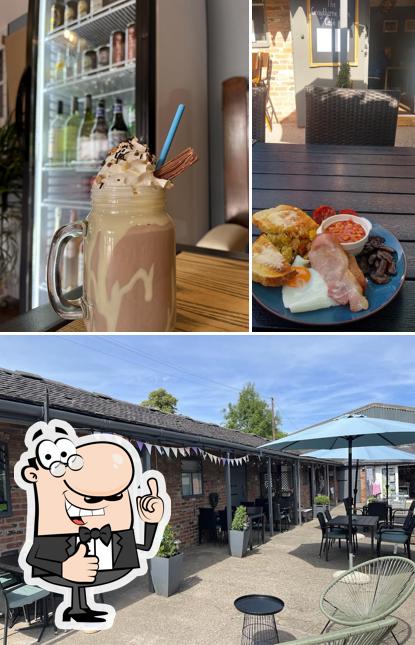 The Craythorne Farm Cafe, Burton upon Trent - Restaurant menu, prices ...