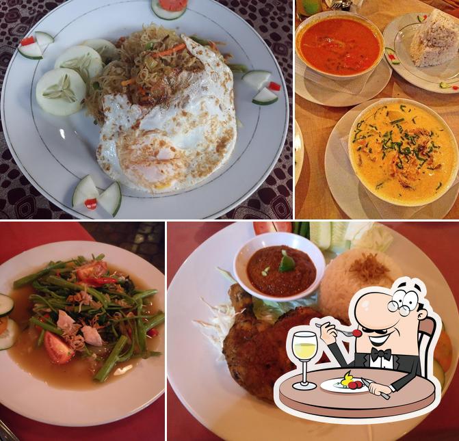 Bale Tajuk Cafe, Batu Layar - Restaurant reviews
