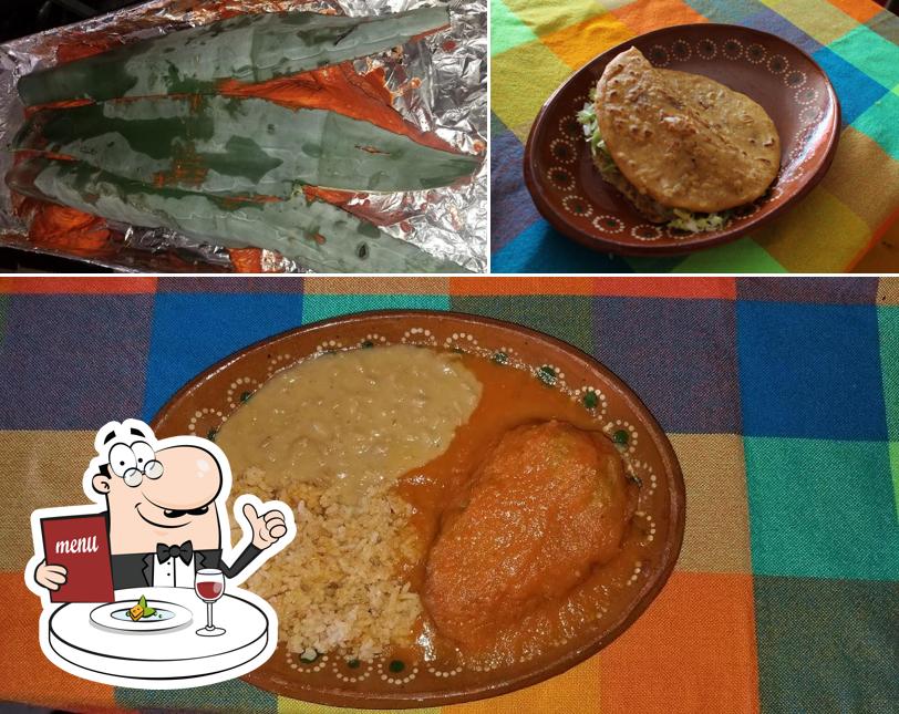 RESTAURANTE EL COCHITO TATEMADO DE MARY'S, Tijuana - Menú del ...