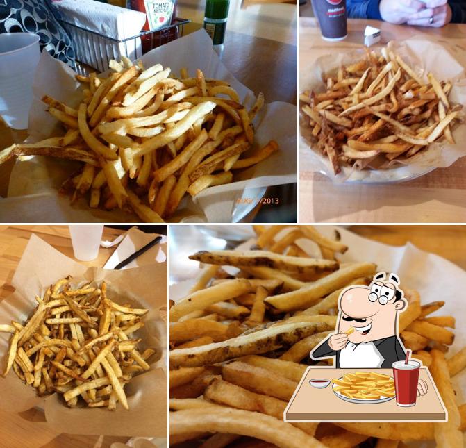 Meatheads Burgers & Fries, 2555 W 75th St STE 127 in Naperville ...
