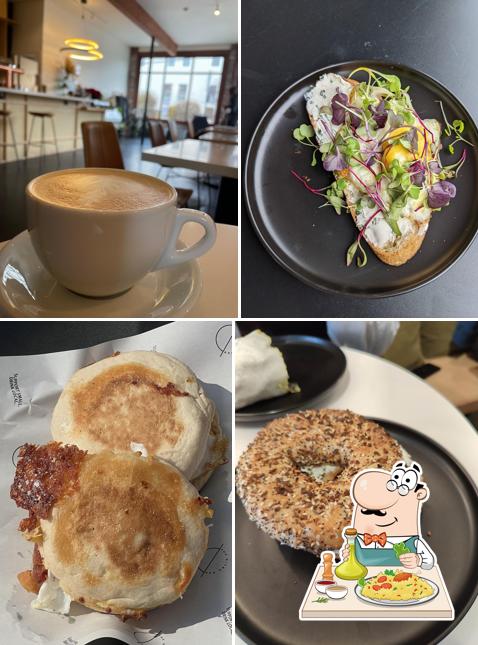 The Nitro Bar, 2 Pond Ave in Newport - Restaurant menu and reviews