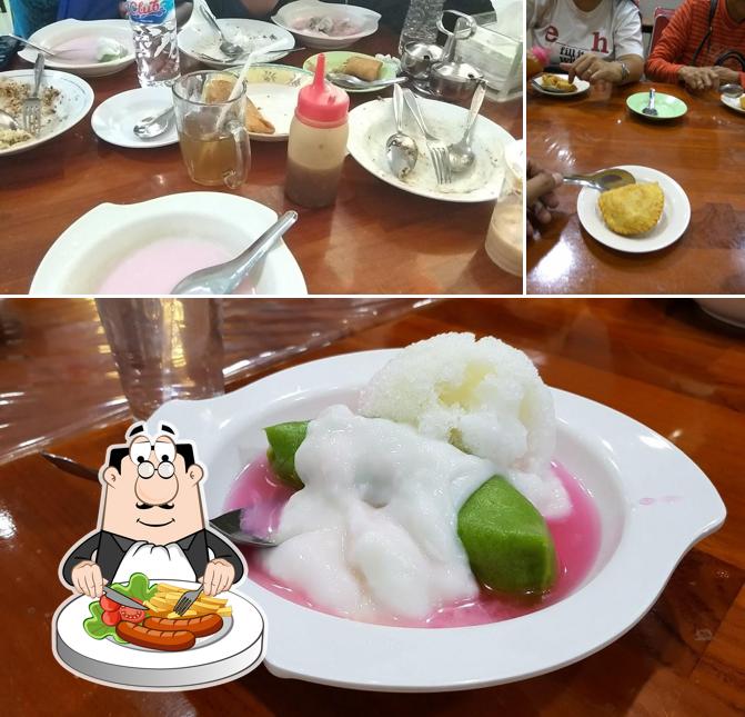 Rumah Makan Muda Mudi, Makassar - Restaurant menu, prices and reviews