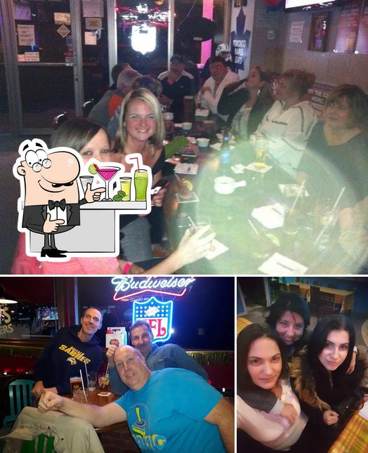 Rosedale Sports Bar & Eatery, Hamilton - Restaurant menu, prices and ...