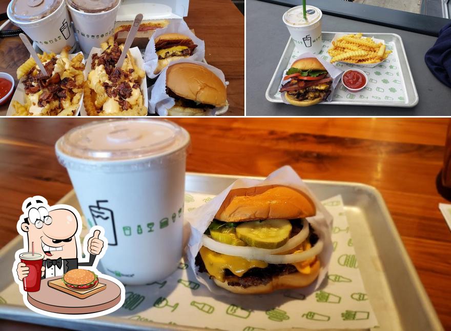 Shake Shack Easton Town Center, Columbus - Restaurant menu, prices and ...