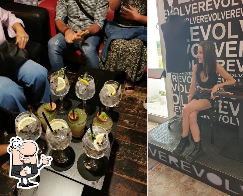 Revolver bar, Piani - Menu del ristorante, prezzi e recensioni