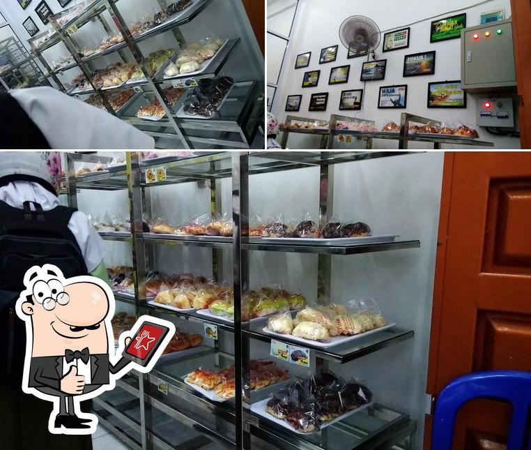 Rotte Bakery Duri Mawar, Air Jamban - Restaurant reviews