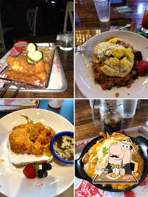 Party Fowl, 719 8th Ave S in Nashville - Restaurant menu and reviews