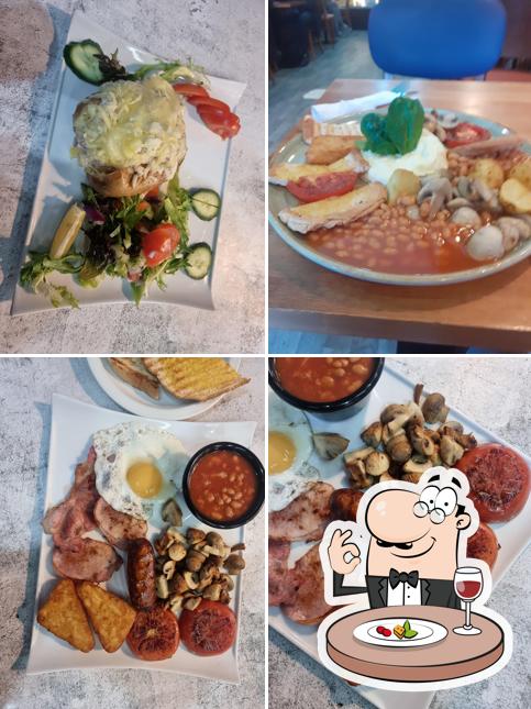 Titanic Cafe, London, Holloway Road - Restaurant menu, prices and reviews