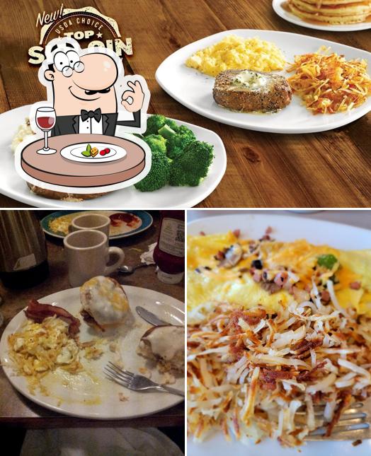 Perkins Restaurant & Bakery, 2311 8th St S in Wisconsin Rapids ...