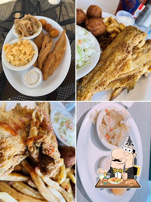 Soul Fish Cafe, 862 Cooper St in Memphis - Restaurant menu and reviews