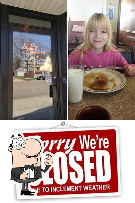 V&J's Northside Café in Baldwin - Restaurant menu and reviews