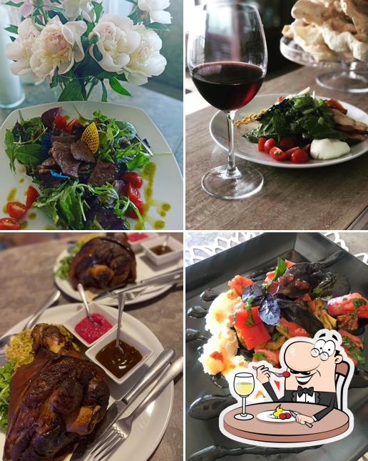 Julien cafe, Lyutizh - Restaurant reviews