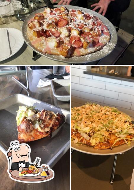 Easy Pie Revere in Revere - Restaurant menu and reviews