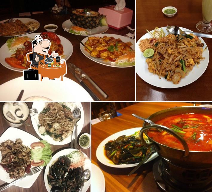 Phuket Bandung restaurant, Bandung - Restaurant reviews