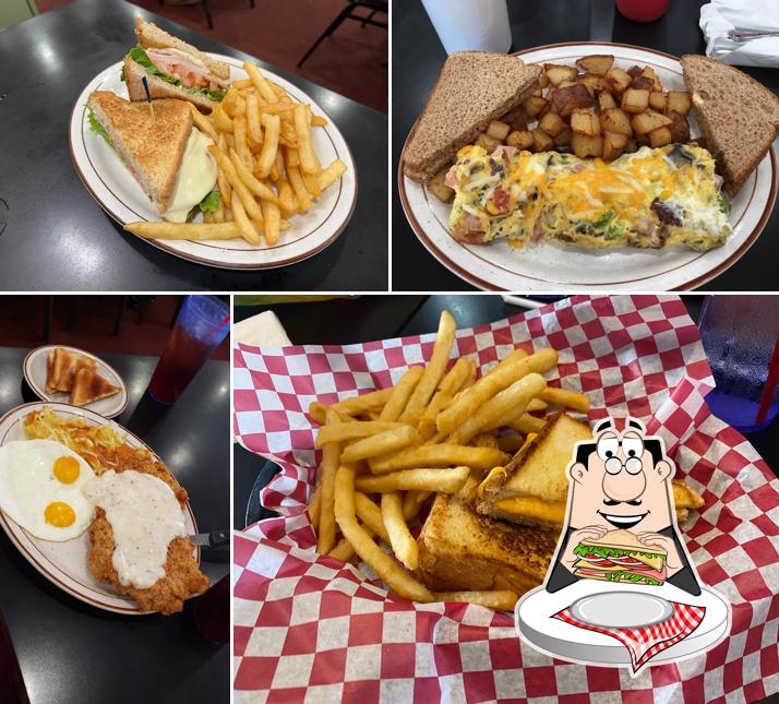 Silver Skillet Family Diner, Tulsa - Restaurant menu, prices and reviews
