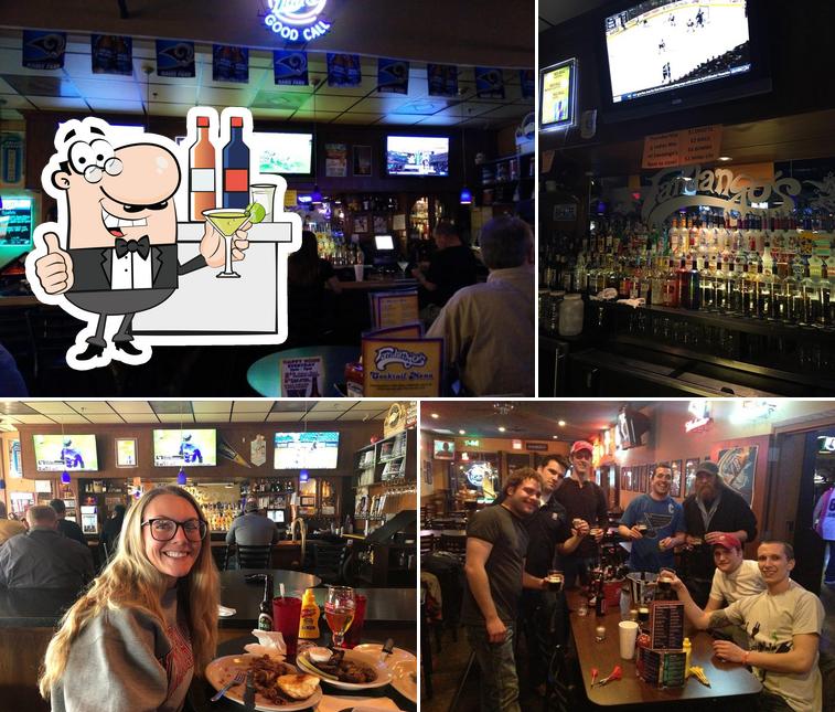 Menu of Fandango's Sports Bar & Grill, Valley Park - reviews and ratings