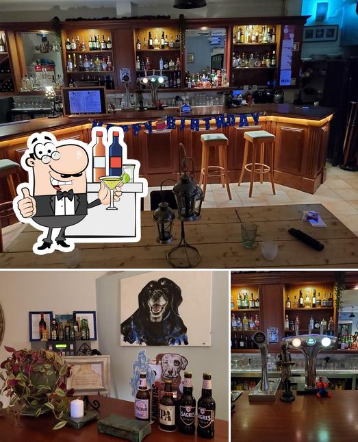 Looper's Bar and Grill, Boliqueime - Restaurant menu and reviews