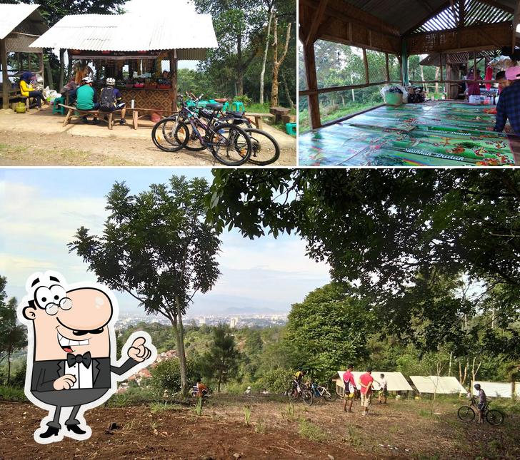 Warung Nangka Ibu Aroh cafe, Bandung - Restaurant reviews