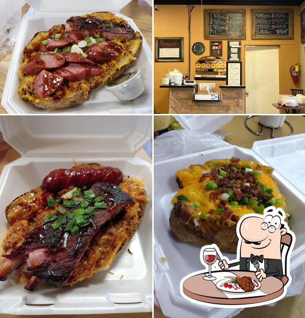 Dos Mundos Spud Shack, Waco - Restaurant menu, prices and reviews
