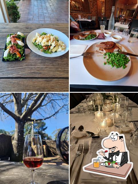 Pine Grove Hotel in Beaconsfield Upper - Restaurant menu and reviews