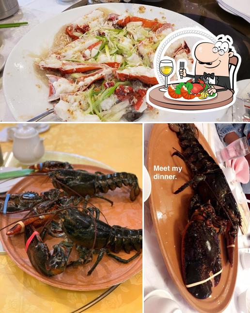 Omei Restaurant 峨嵋魚翅海鮮酒家, Richmond Hill - Restaurant menu, prices and ...