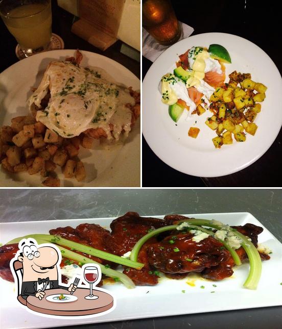 Ten Bells Tavern, Dallas - Restaurant menu, prices and reviews