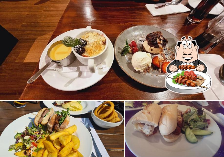 Inn on the Loch, Lanark - Restaurant menu, prices and reviews