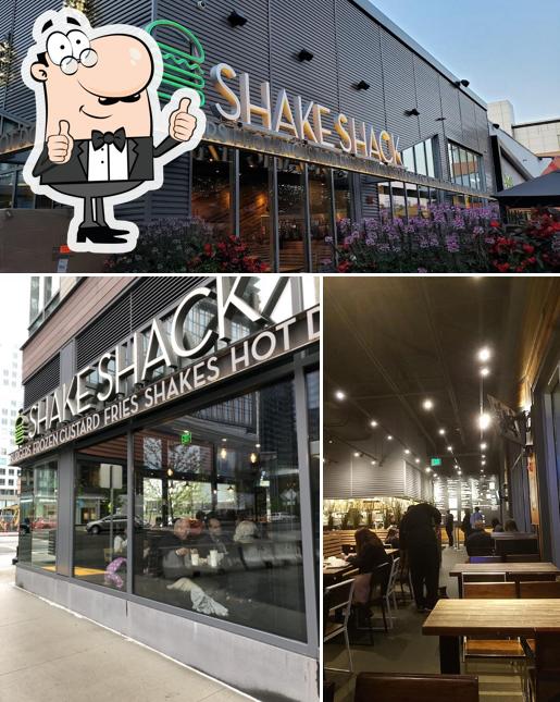 Shake Shack, 49 Boylston St in Boston - Restaurant menu and reviews