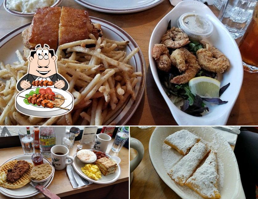 Fat's Chicken and Waffles in Seattle - Restaurant menu and reviews