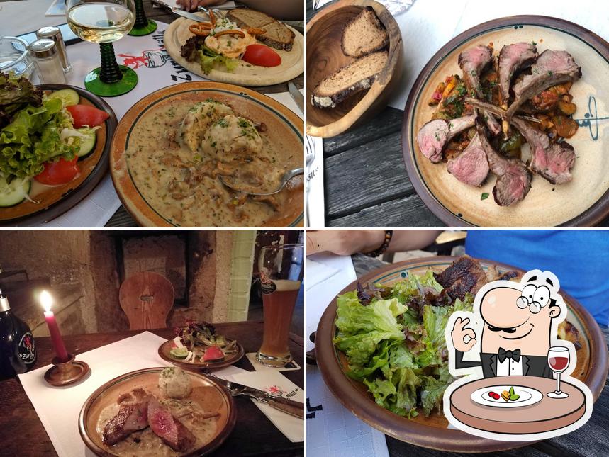 Zur Hoell restaurant, Rothenburg ob der Tauber - Restaurant menu and ...