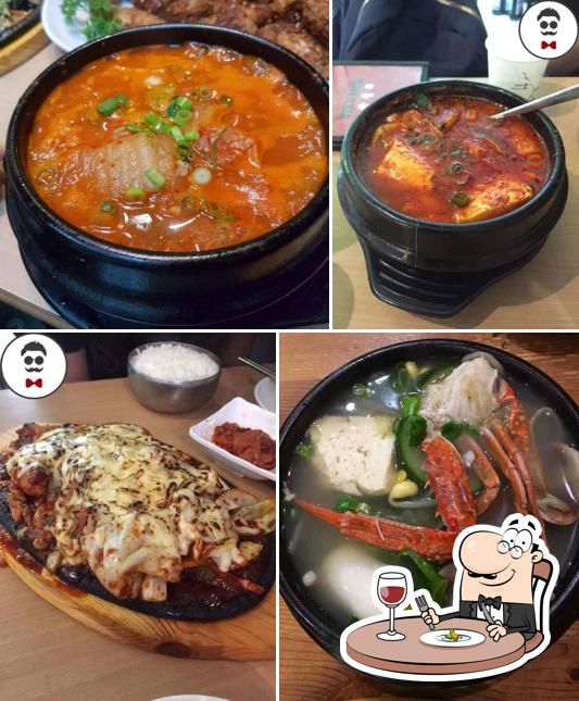 Mook Ji Bar in Melbourne - Restaurant menu and reviews