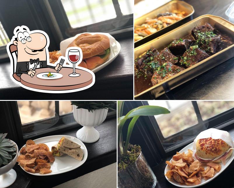 The Howard in Oshkosh - Restaurant reviews