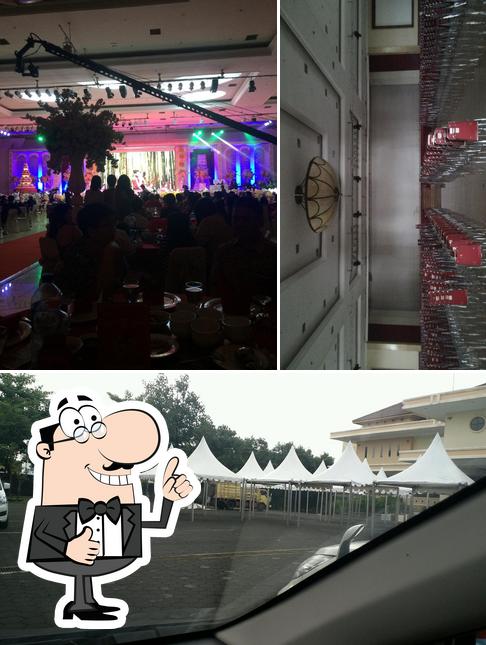 Grand Pacific Hall restaurant, Godean, Jln. Magelang - Restaurant reviews