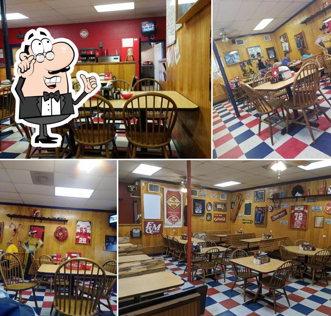 Rockwell Cafe, 203 W Main St in Rockwell - Restaurant menu and reviews