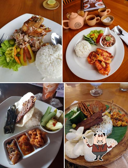 Koenokoeni Cafe Gallery, Semarang - Restaurant reviews