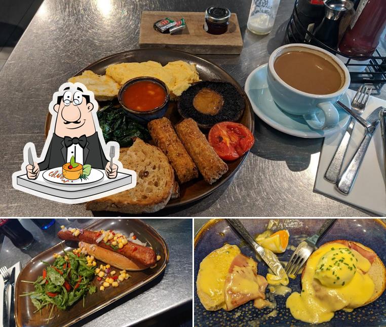 Pilots Bar & Kitchen, Longford, Heathrow Terminal 5 - Restaurant menu ...