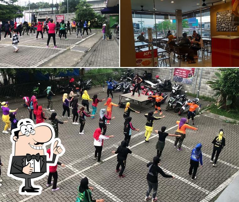KFC Buah Batu Square restaurant, Bandung - Restaurant reviews